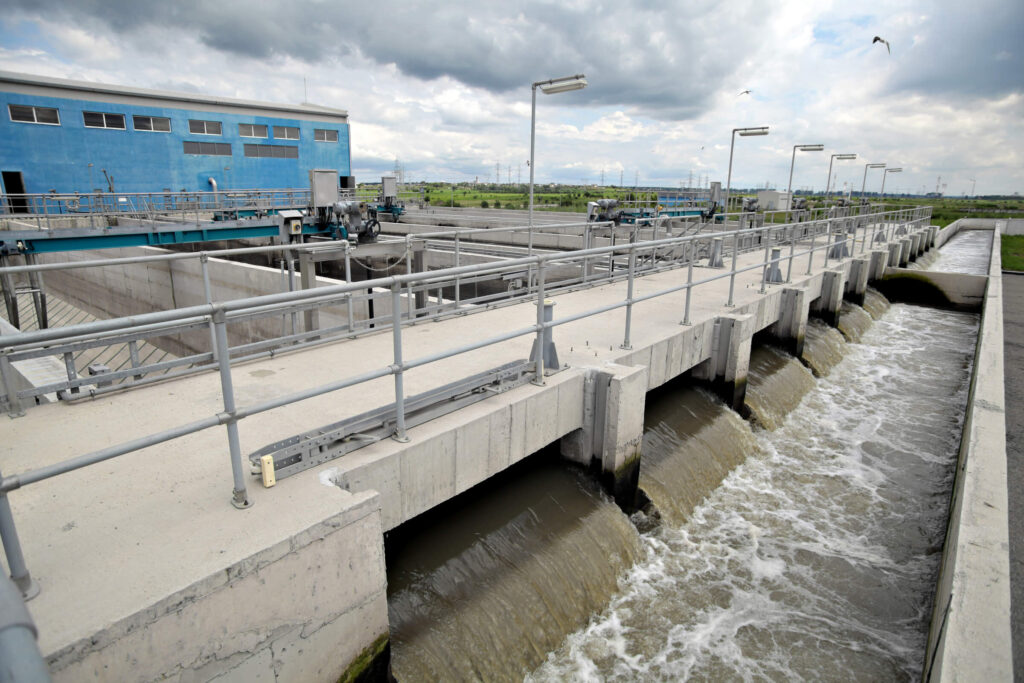 ESG vs. CSR | Differences, Definitions & Implementation