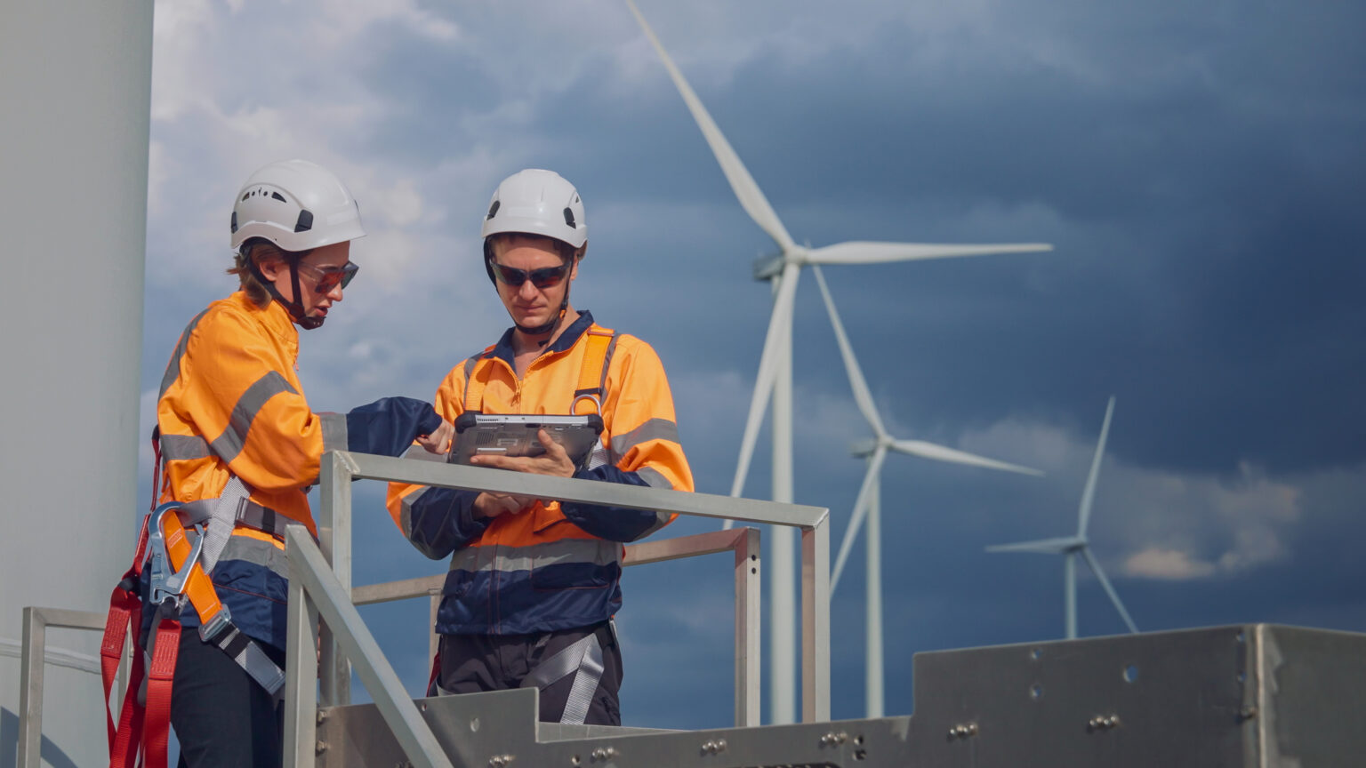 Future of Onshore Wind Energy: Advantages & Disadvantages